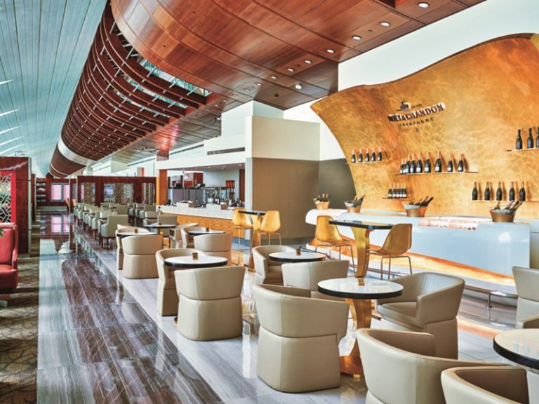 Emirates-Lounges-Dubai-EK_Business_Class_Lounge_at_Dubai_International ...