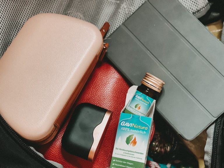 GAVInatura im Test: Perfekt bei Magenbeschwerden auf Reisen